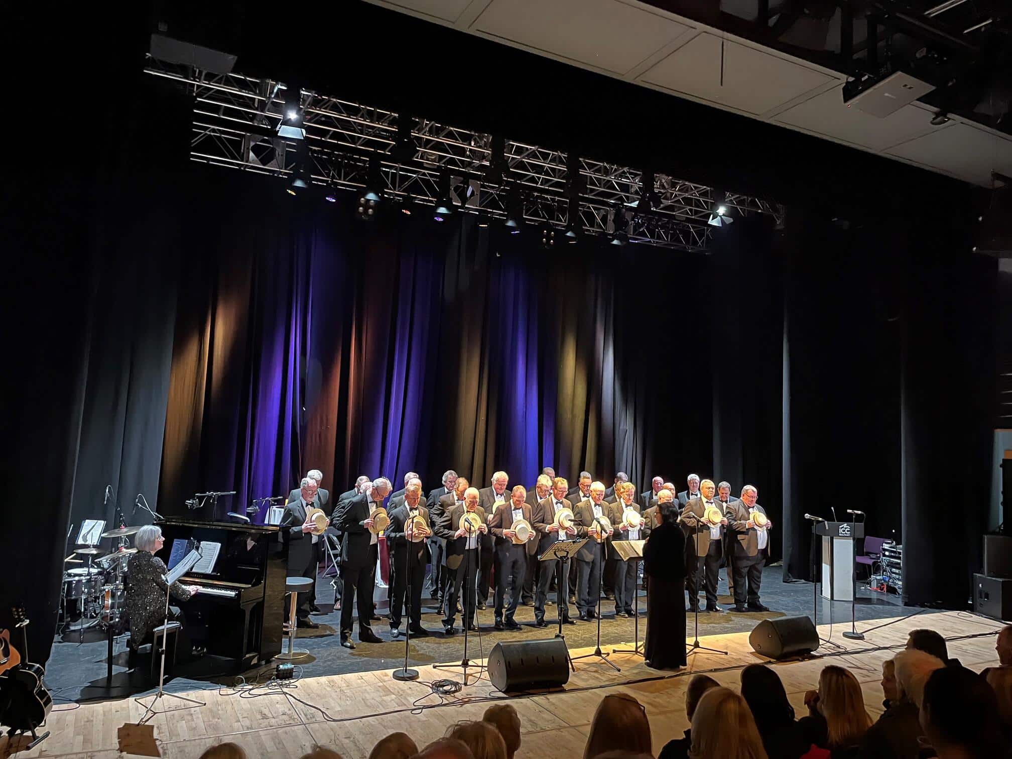 Telefónica Tech Sponsor Seahorses Decade of Song Performance